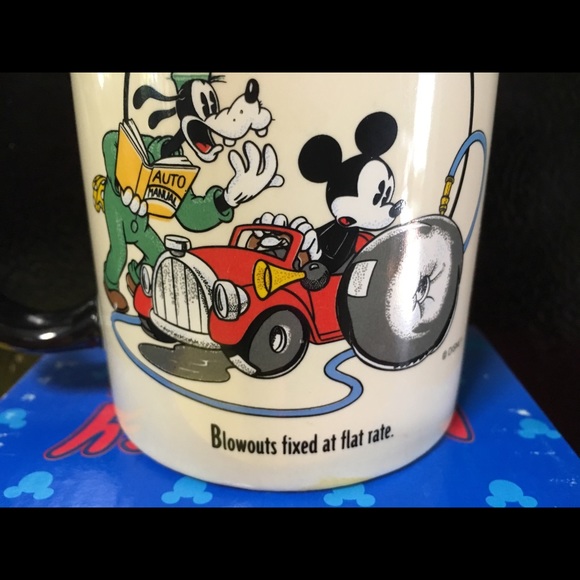 Disney | Dining | Disney Vintage 9s Disney Store Mickey Friends Goofys ...